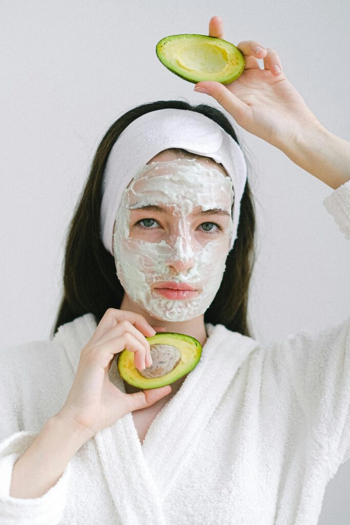 DIY Avocado Beauty Treatments: Natural and Effective - Covain